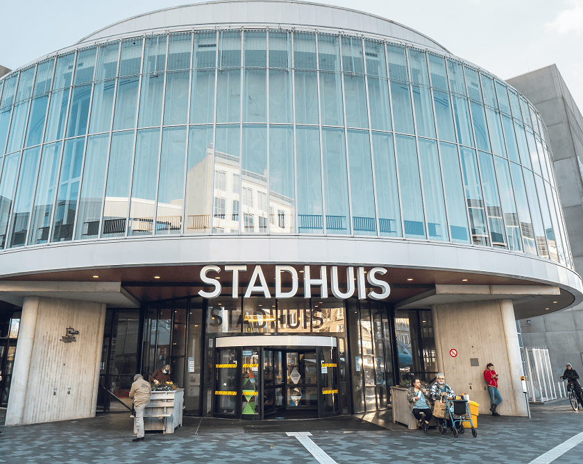 Almere loopt in op taakstelling huisvesting vergunninghouders · Omroep ...