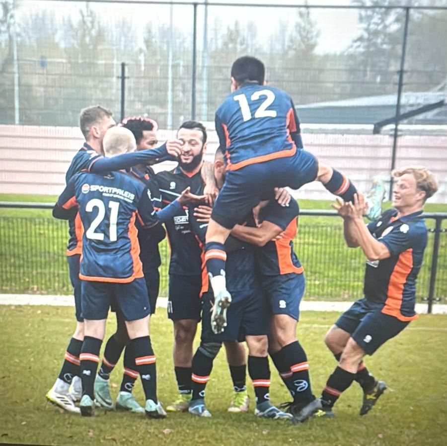 Sporting Almere wint belangrijk duel tegen de Vecht · Omroep Almere