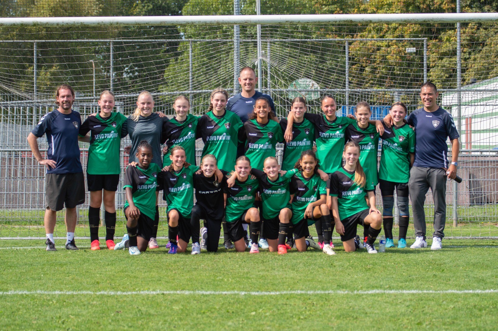 Het Geheim van Succes: Plezier en Teamgeest bij FC Almere MO13-1 ...