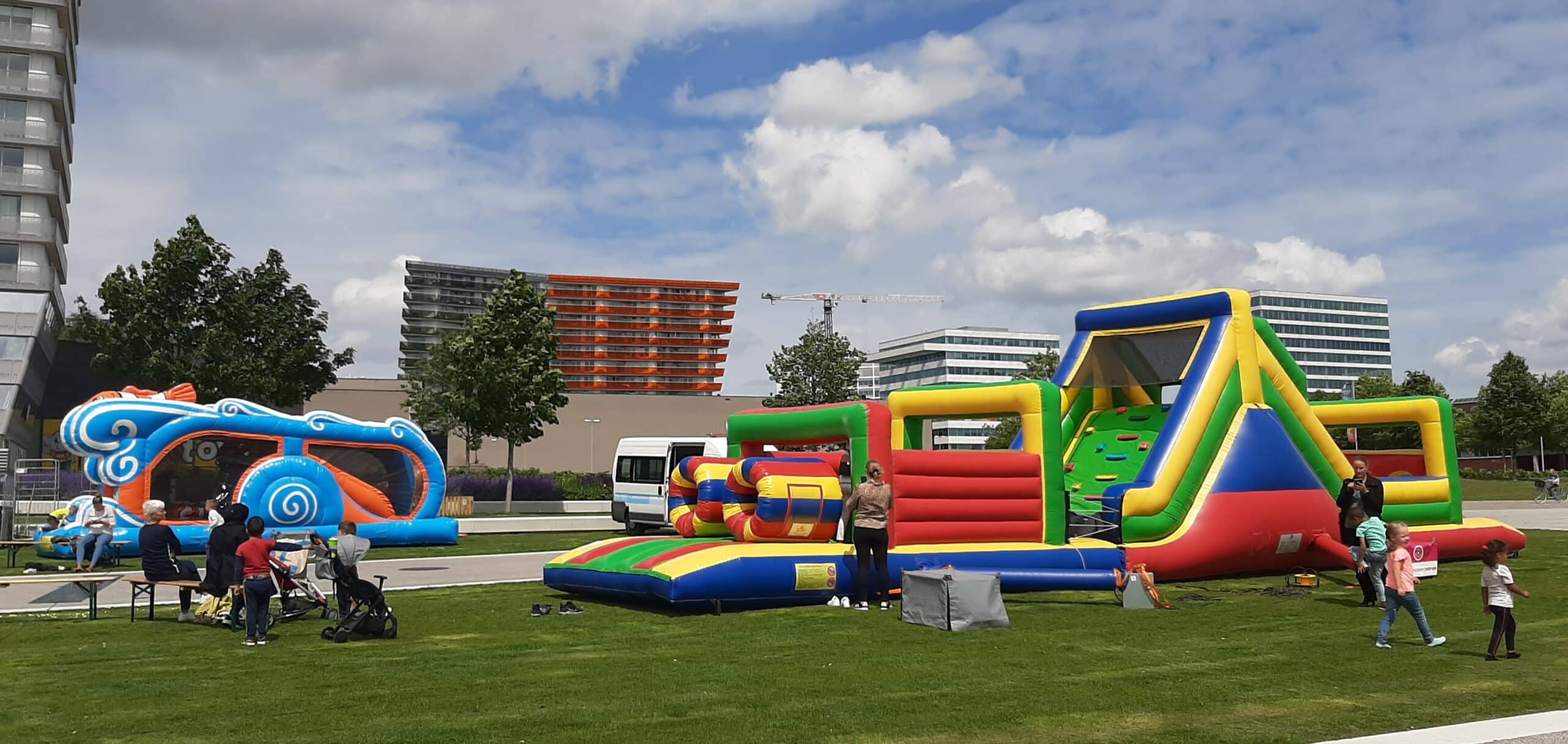 De hele zomer Kids Fun Almere Centrum · Omroep Almere